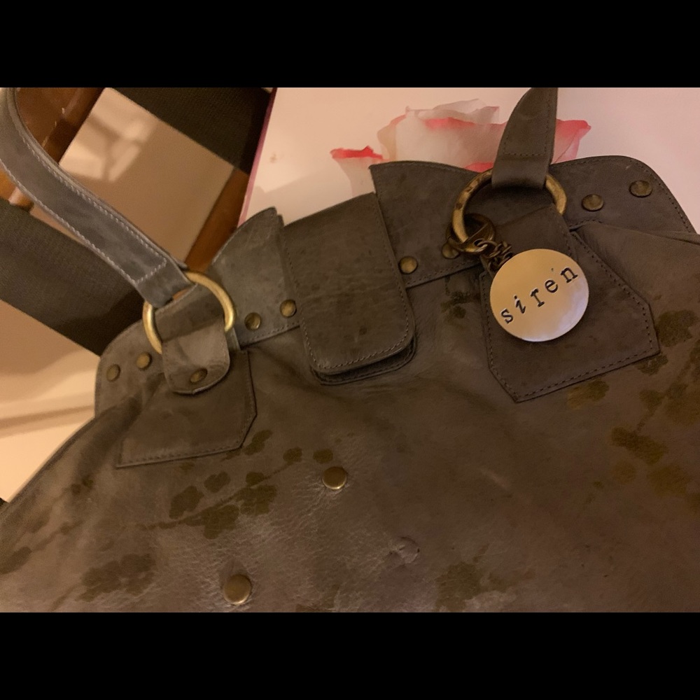 Siren Brand All Leather Grey Gold Ascents Shoulder Bag - Gem